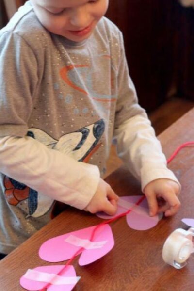 10 Lovely Preschool Heart Crafts - Education Outside