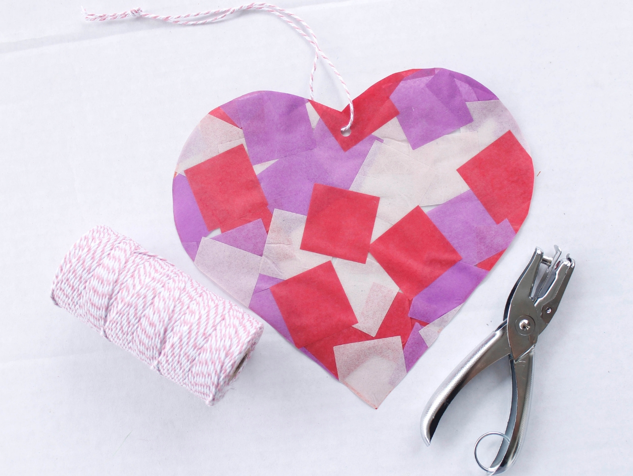 10 Lovely Preschool Heart Crafts - Education Outside
