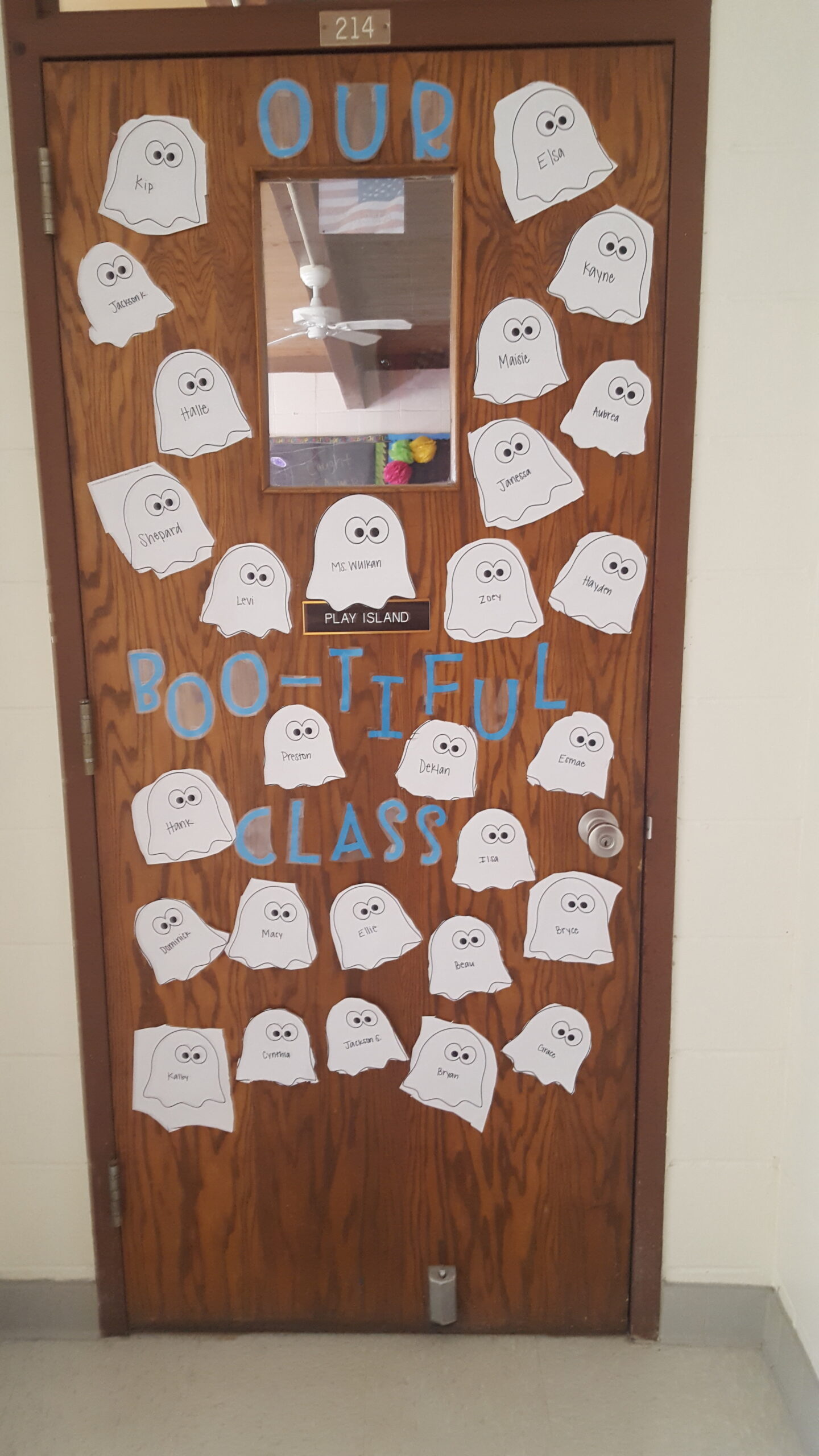 10 Brilliant Door Decorations for Preschool - Ideas for Every Season ...