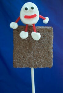 10 Egg-cellent Humpty Dumpty Preschool Crafts - Education Outside