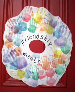 9 Awesome Friendship Crafts for Preschoolers - Education Outside