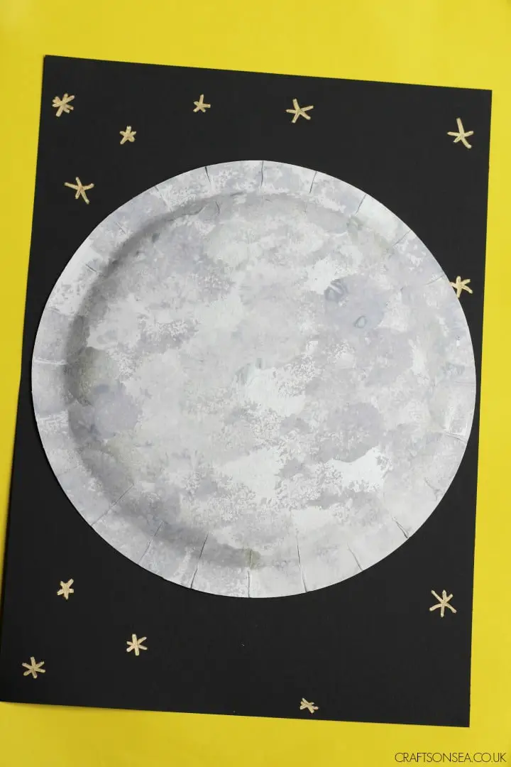 11 Bright Preschool Moon Crafts Activities - Education Outside